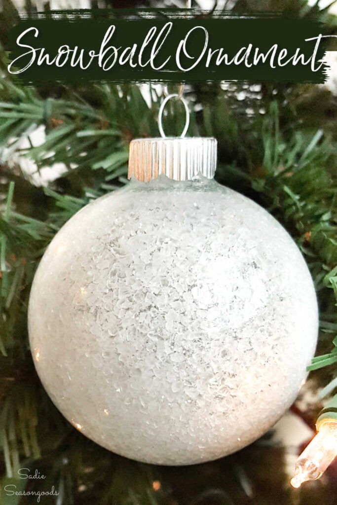 Snow Ornaments for Your Christmas Tree!