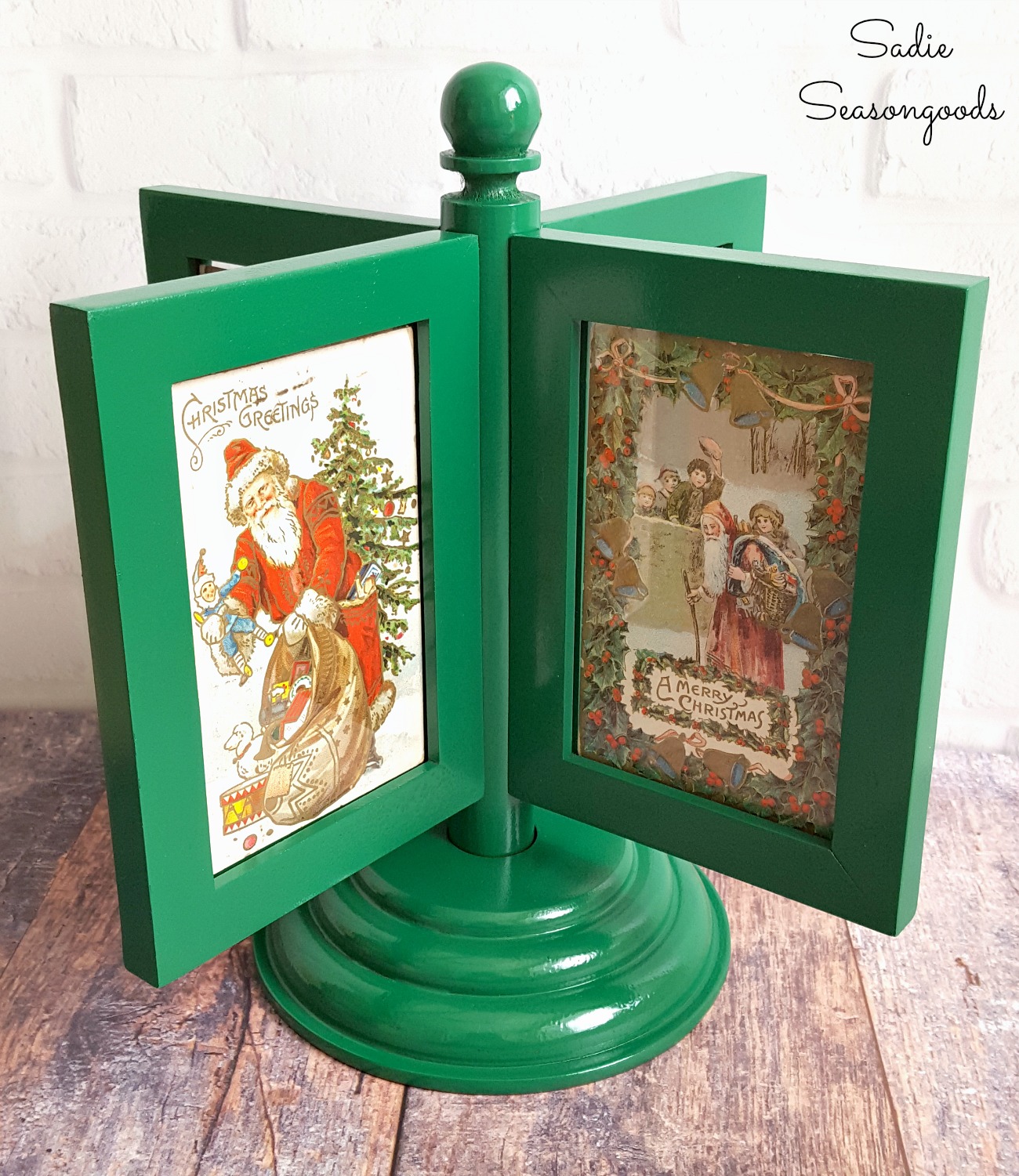 Using a Multi Photo Frame to Display the Vintage Christmas Cards