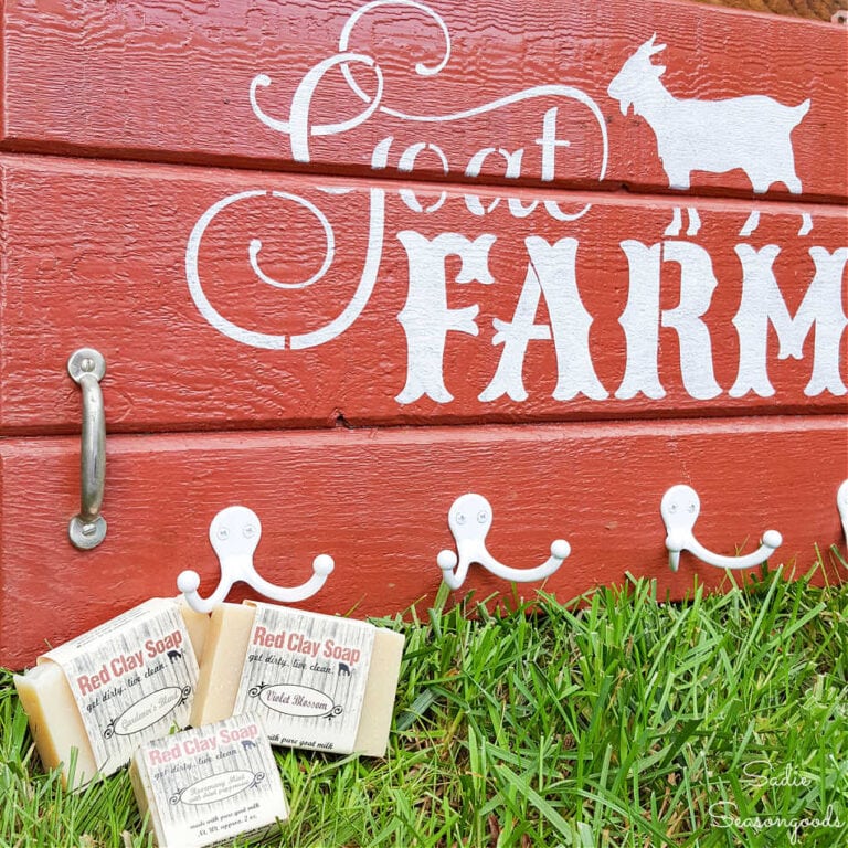 Making a Farm Sign as Country Wall Decor