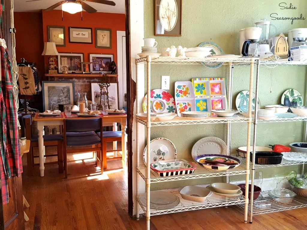 Blue Ridge, GA: Shopping at the Best Antiques, Vintage, and Thrift Stores