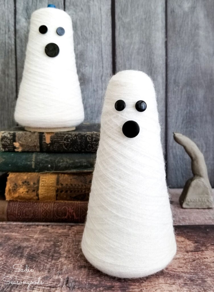 Upcycling Ideas and Projects for Halloween Ghost Decorations