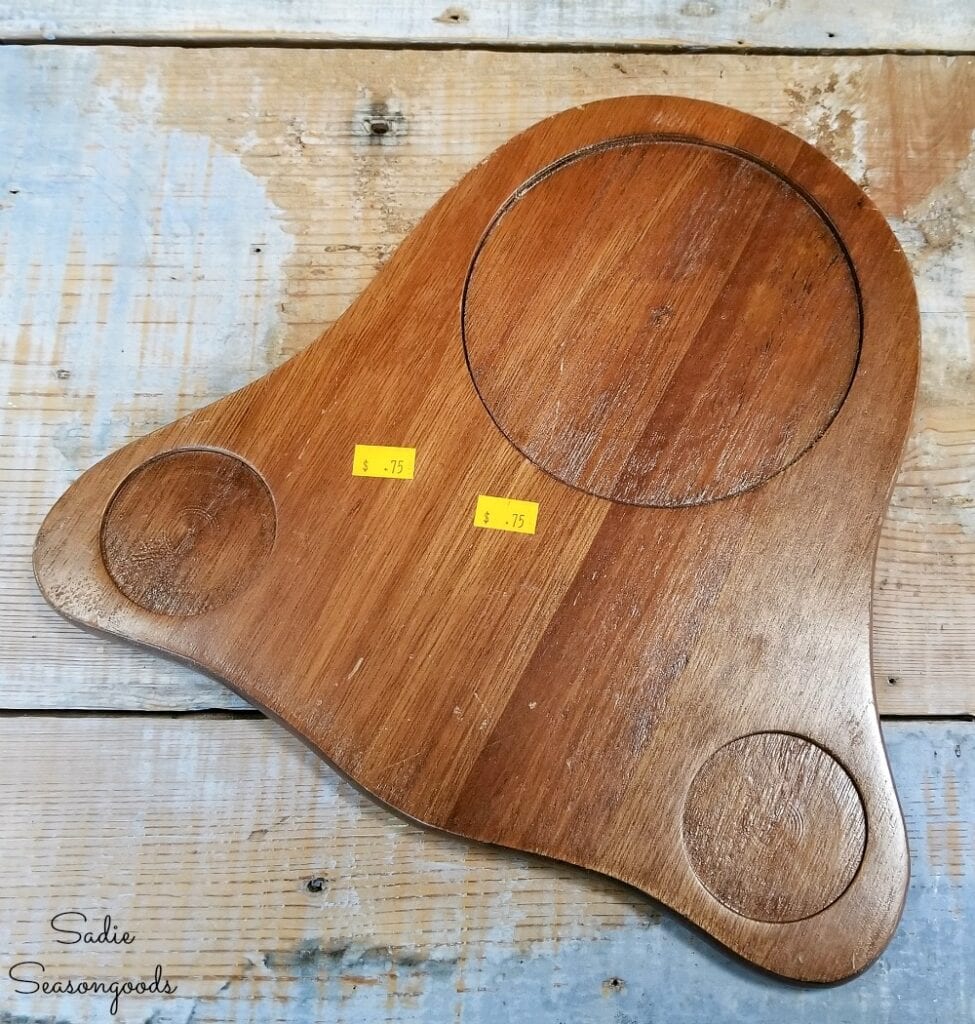 Halloween Ghost Decoration from a Wooden Cheese Board