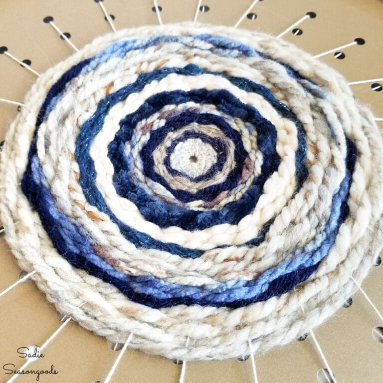 Weaving in a Circle on a Pizza Pan for Modern Boho Decor