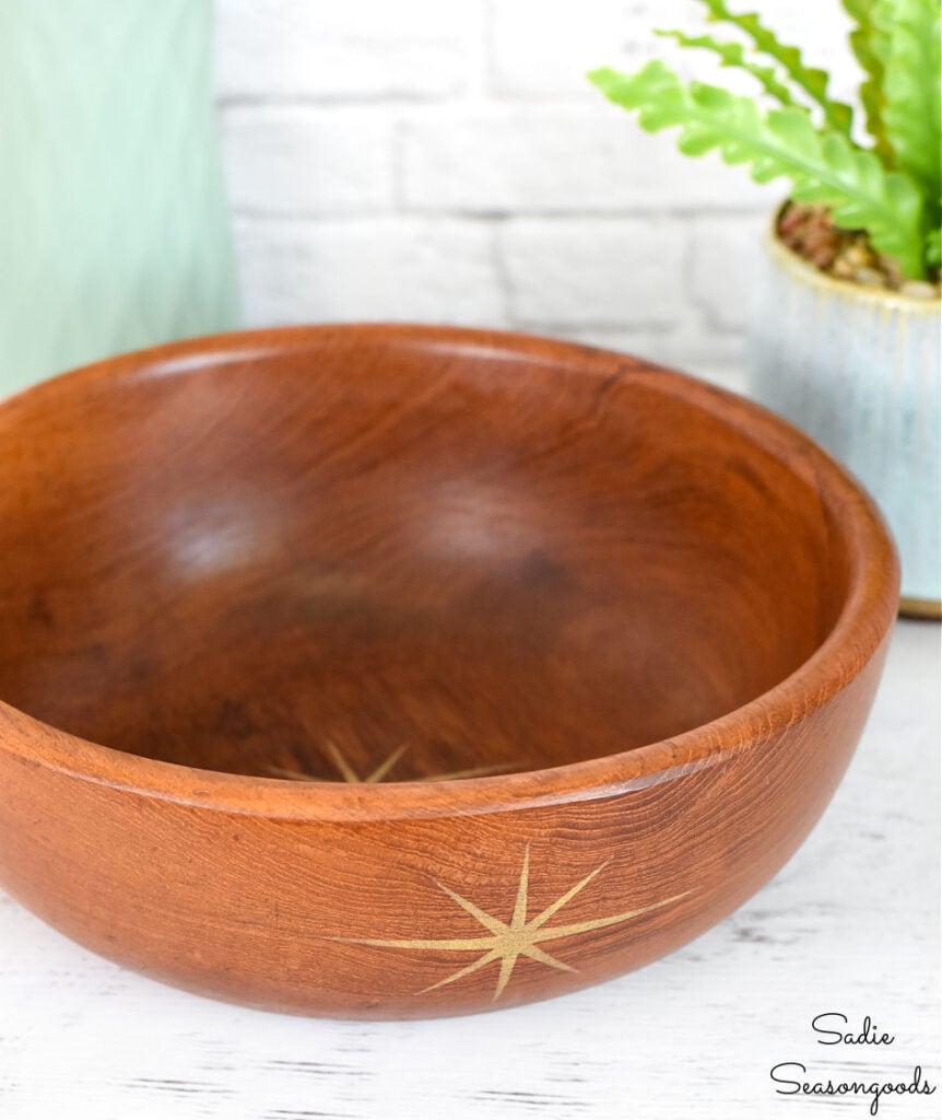 Restoring a Wooden Bowl to Use as a Key Bowl in the Entryway