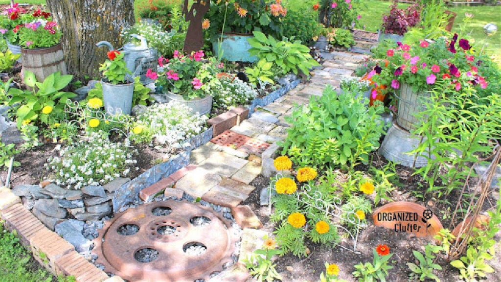 Recycled Yard Decor Ideas to Give Your Garden Personality!