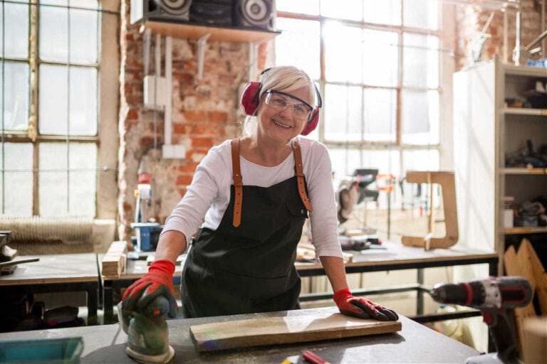 7 Woodworking Projects to Get Started with This Hobby