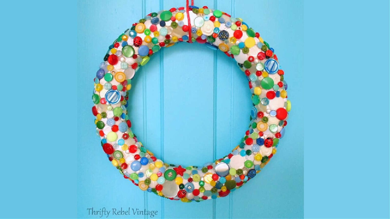 Button Crafts and Project Ideas for All Those Vintage Buttons