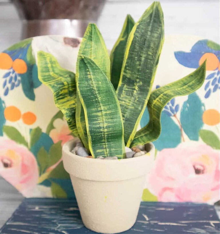 Crafty Upcycle Ideas for Fake Plants: No Green Thumbs Required!