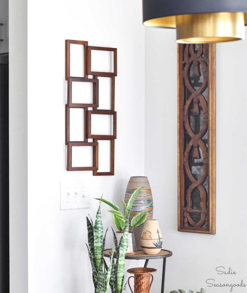 30+ Ideas for Upcycled Picture Frames from the Thrift Store