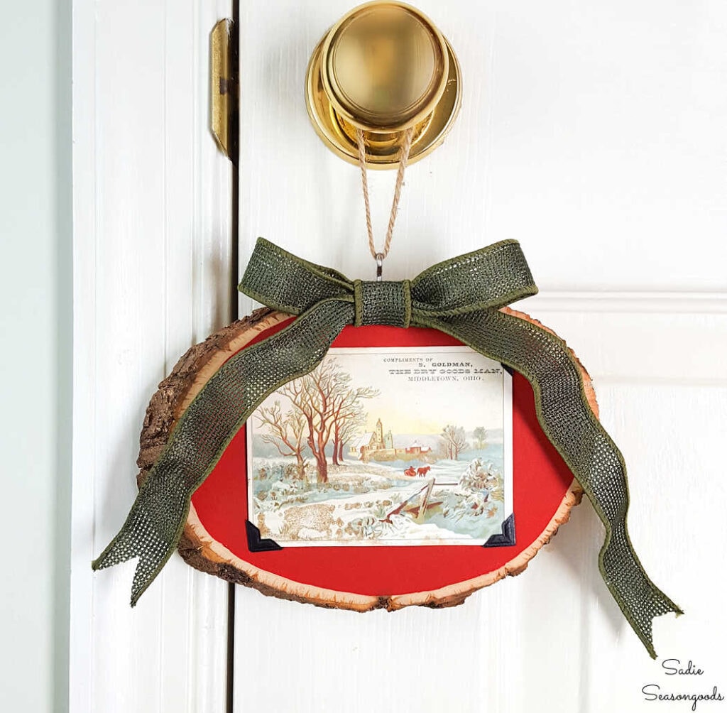 Rustic Christmas Decorations with Wood Slices and Postcards
