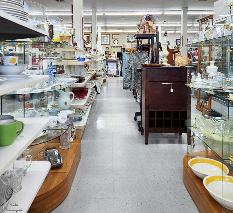 Antique and Thrift Stores in Greenville, SC- Let's Go Shopping!